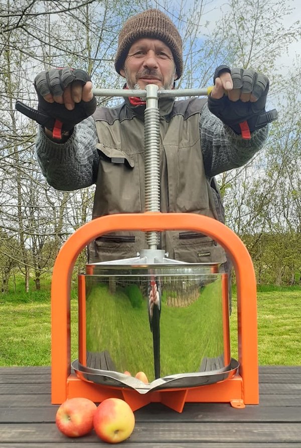 Fruit Press SVX15 (15 litres) Cross Beam Apple & Cider Press | free UK ...